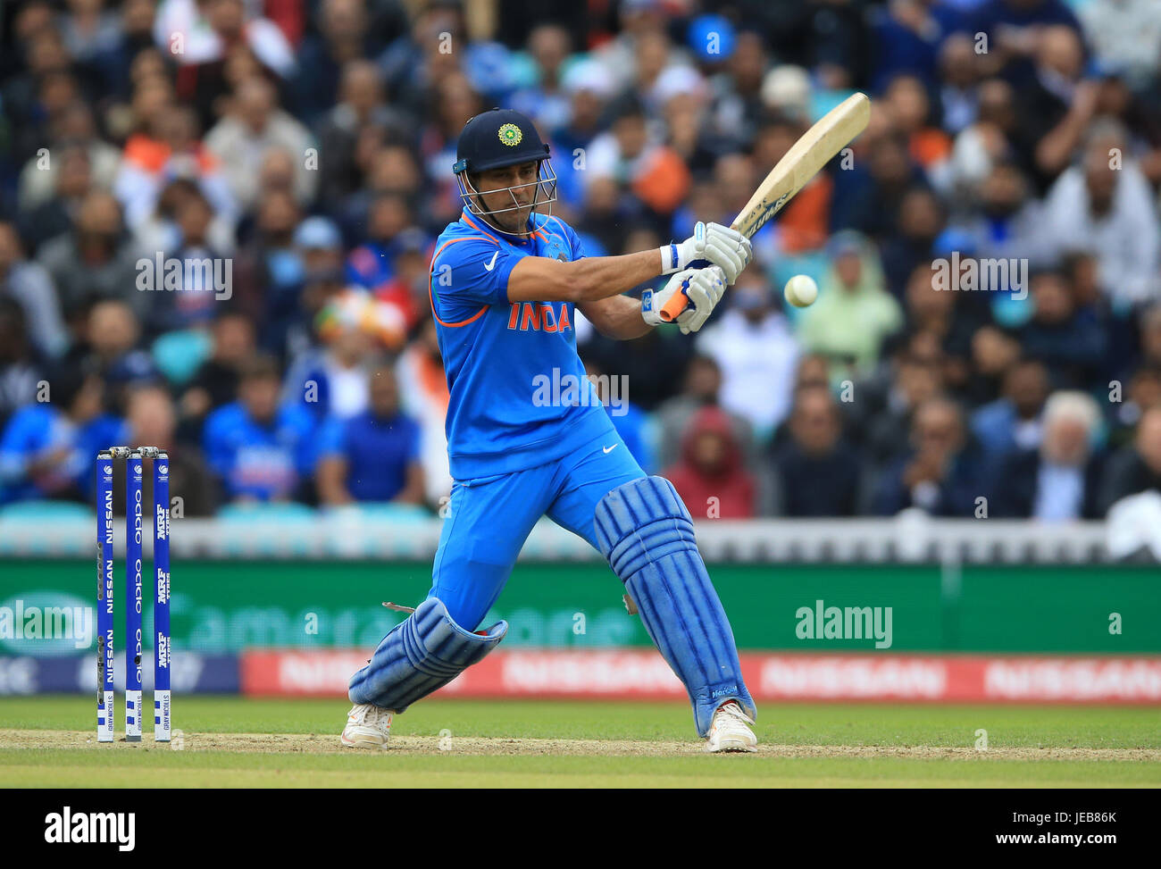 India's MS Dhoni Stock Photo - Alamy