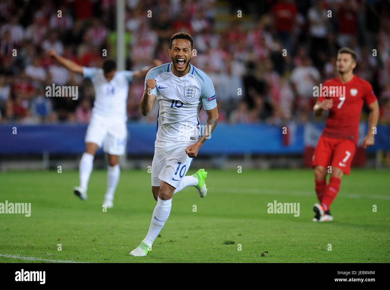 England goal celebration euro hi-res stock photography and images - Alamy