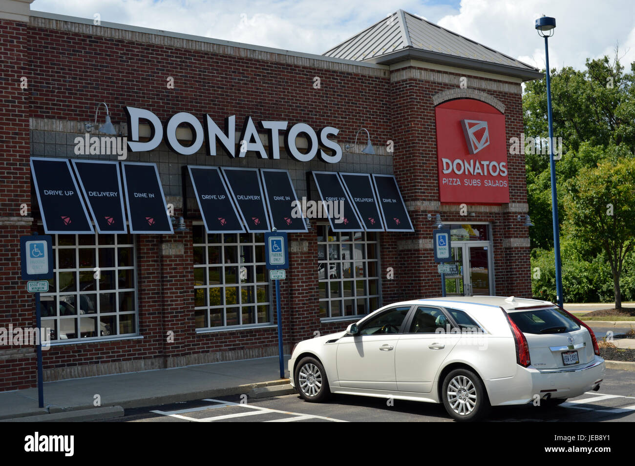 Donatos hi-res stock photography and images - Alamy