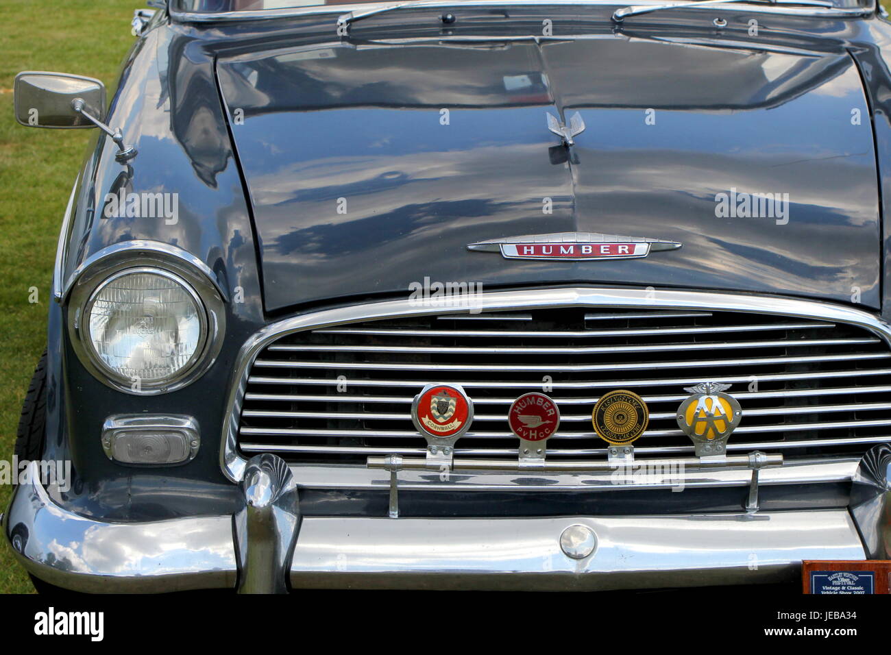 Humber classic car badge hi-res stock photography and images - Alamy