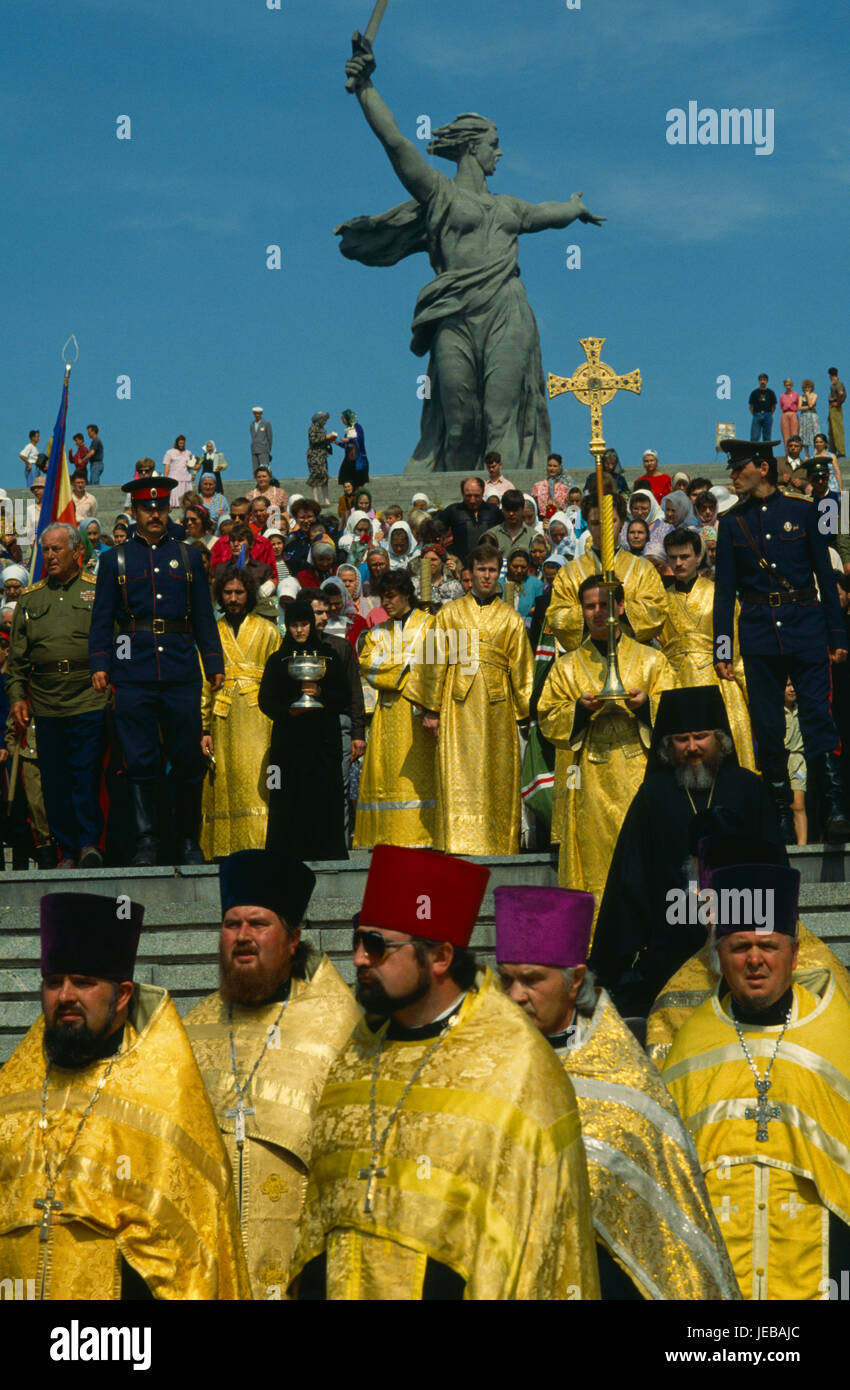 Orthodox priests of russia hi-res stock photography and images - Alamy