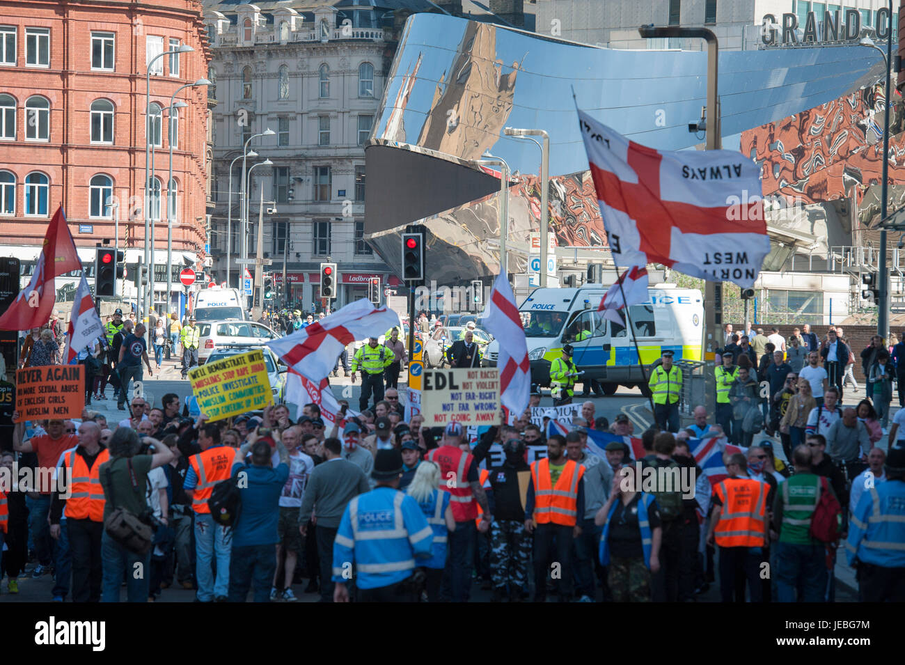 Birmingham, West Midlands, UK. 8th April 2017. Pictured: EDL supporters ...