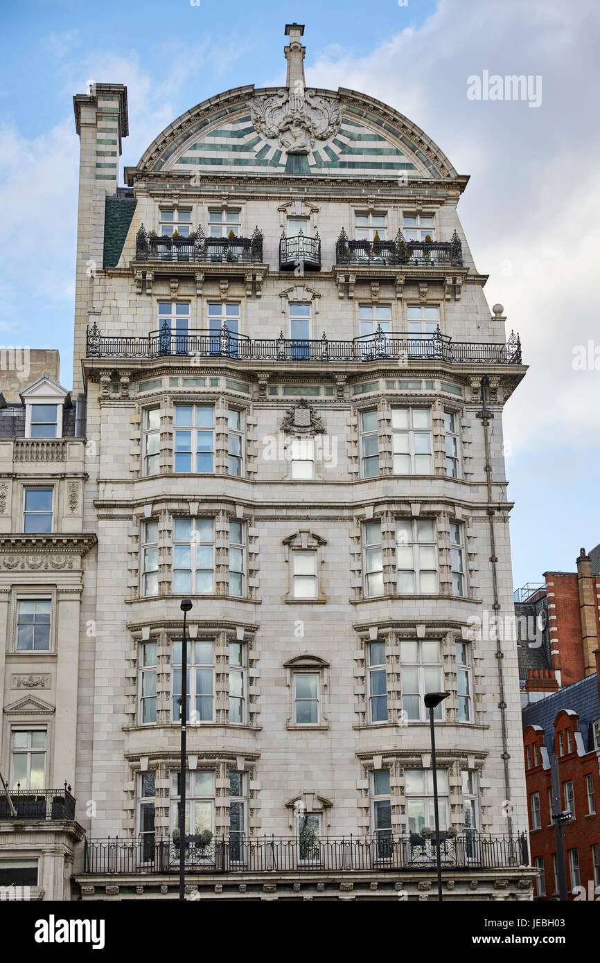 Concrete house london hi-res stock photography and images - Alamy