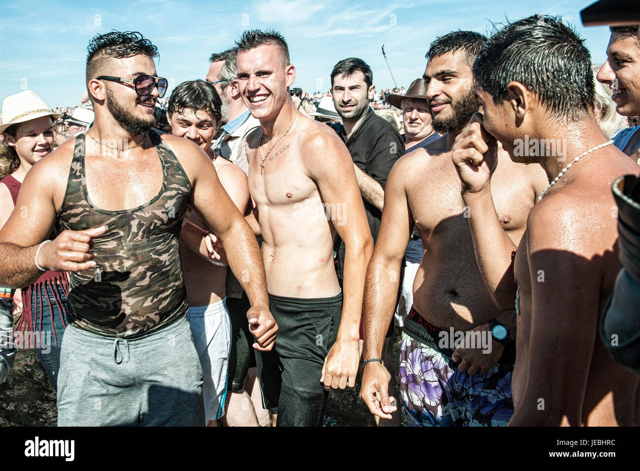 Ragazzi de hi-res stock photography and images - Alamy