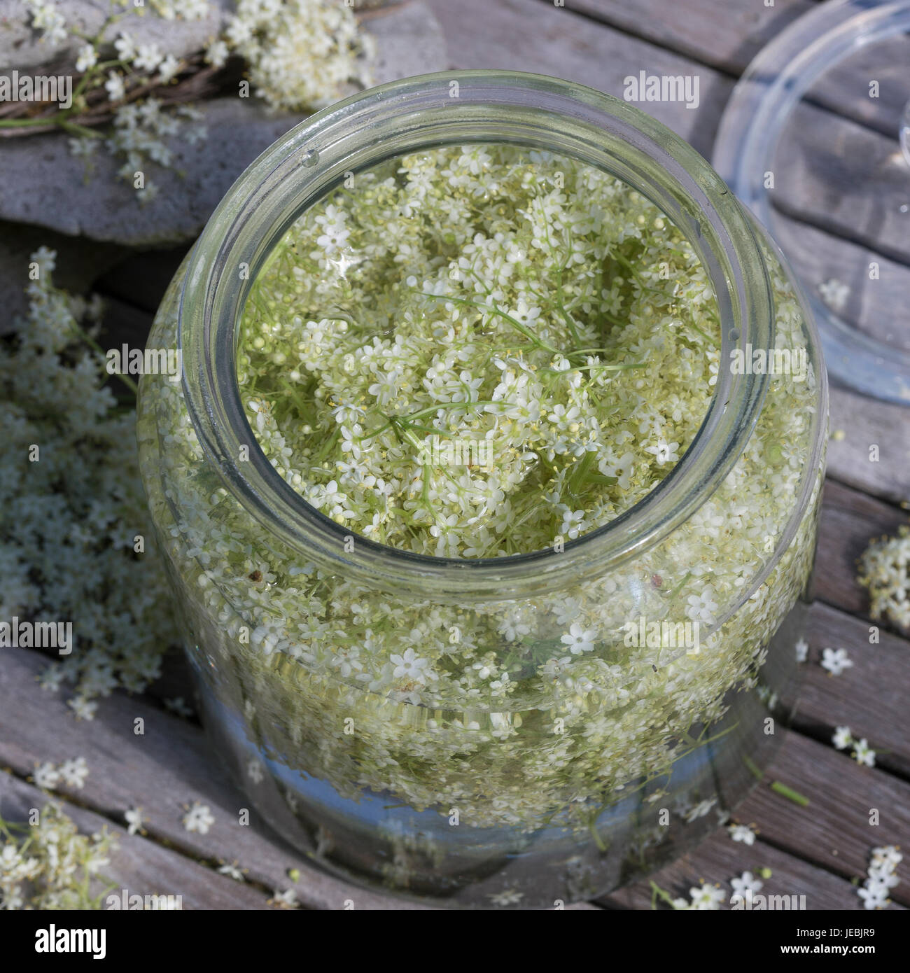 Holunderbluten sirup hi-res stock photography and images - Alamy