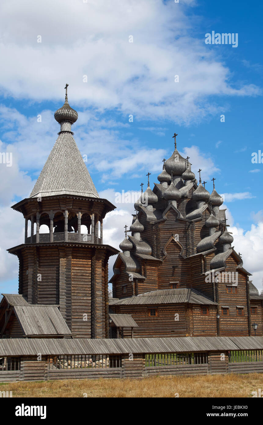Russia Wooden House Church High Resolution Stock Photography and Images ...