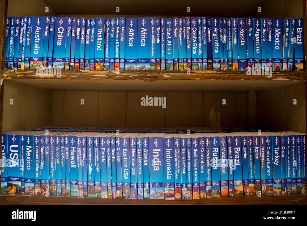 Bookshelf guide hi-res stock photography and images - Alamy
