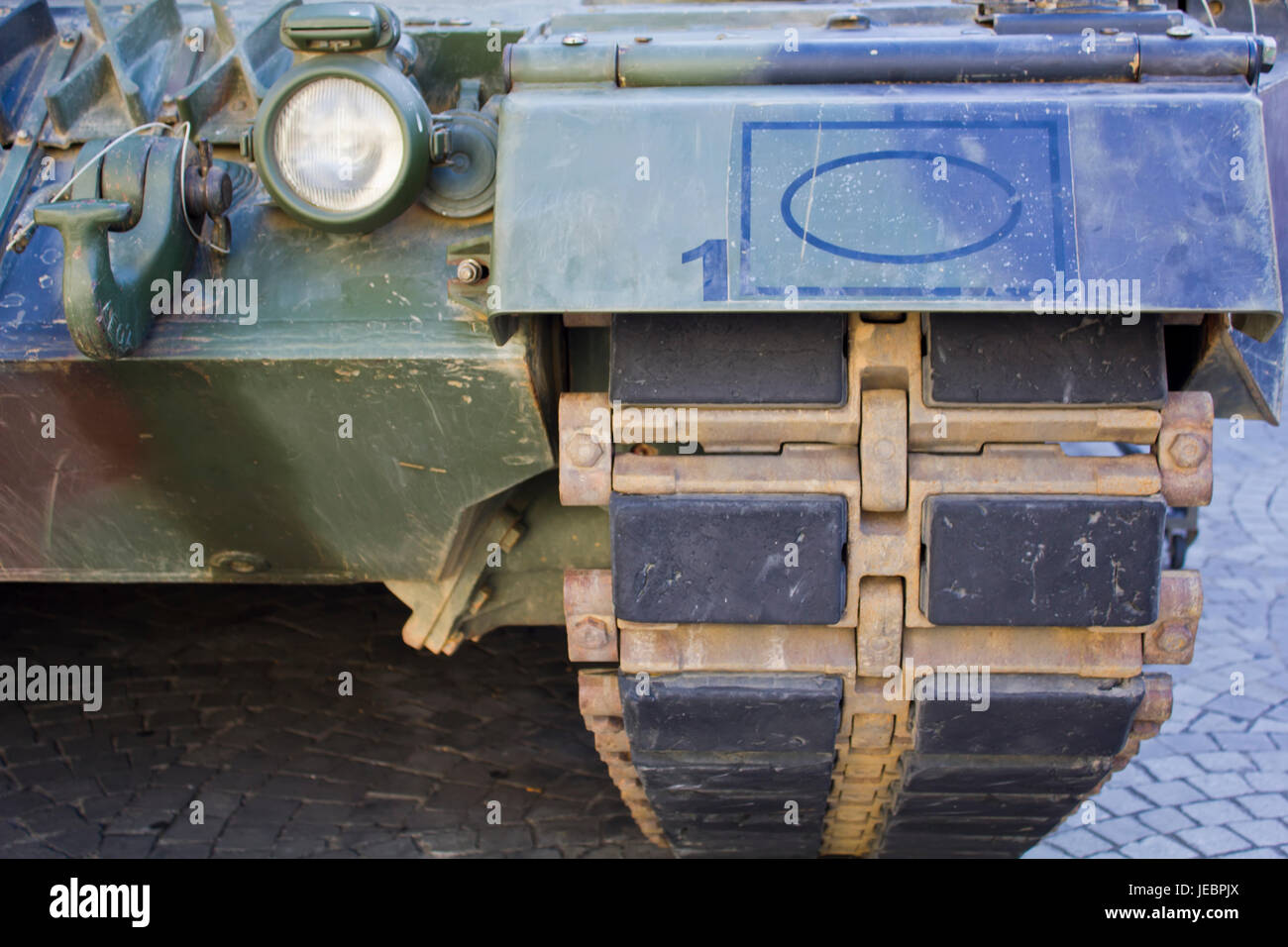 Tank track hi-res stock photography and images - Alamy