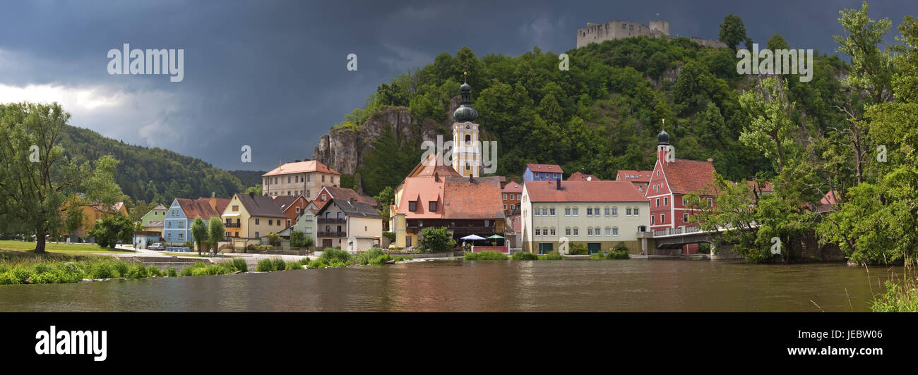 Town view of kallmunz with the castle ruin hi-res stock photography and ...