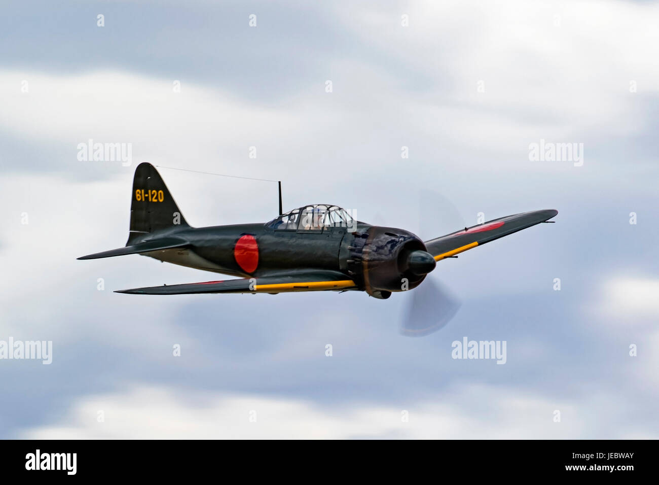 Mitsubishi zero airplane hi-res stock photography and images - Alamy