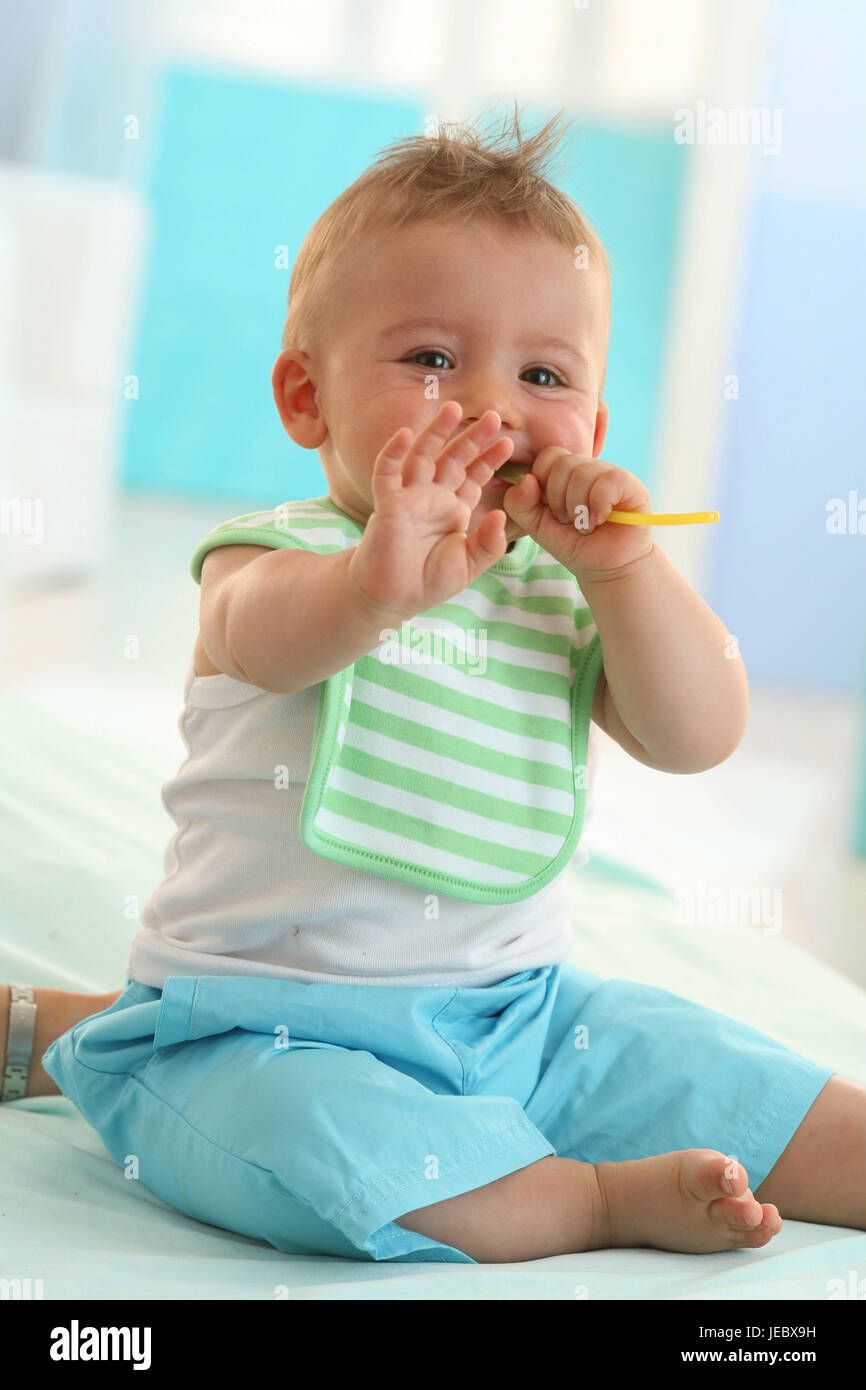 Lift spoon hi-res stock photography and images - Alamy