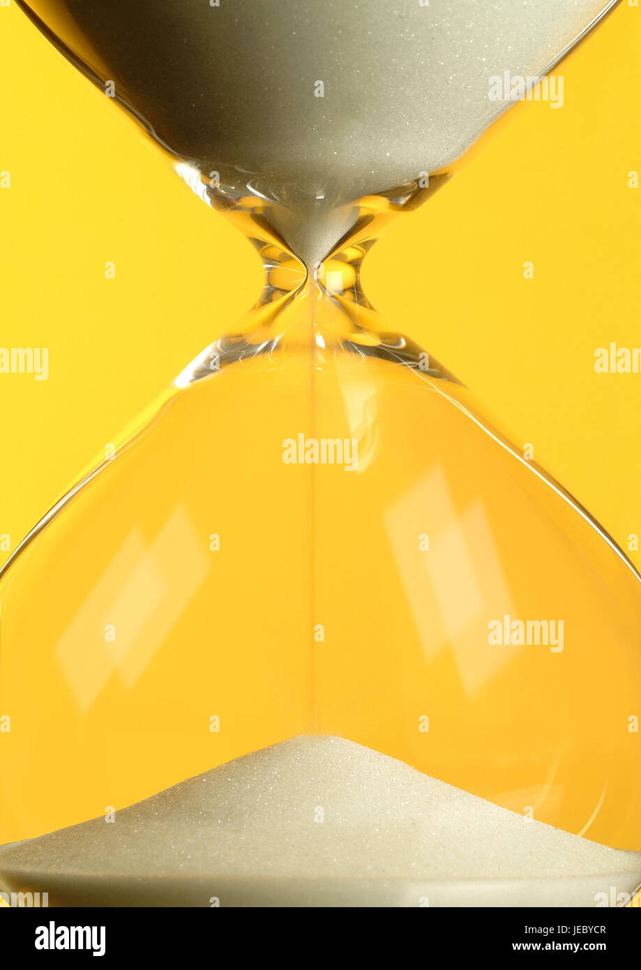 Hourglasses still hi-res stock photography and images - Alamy
