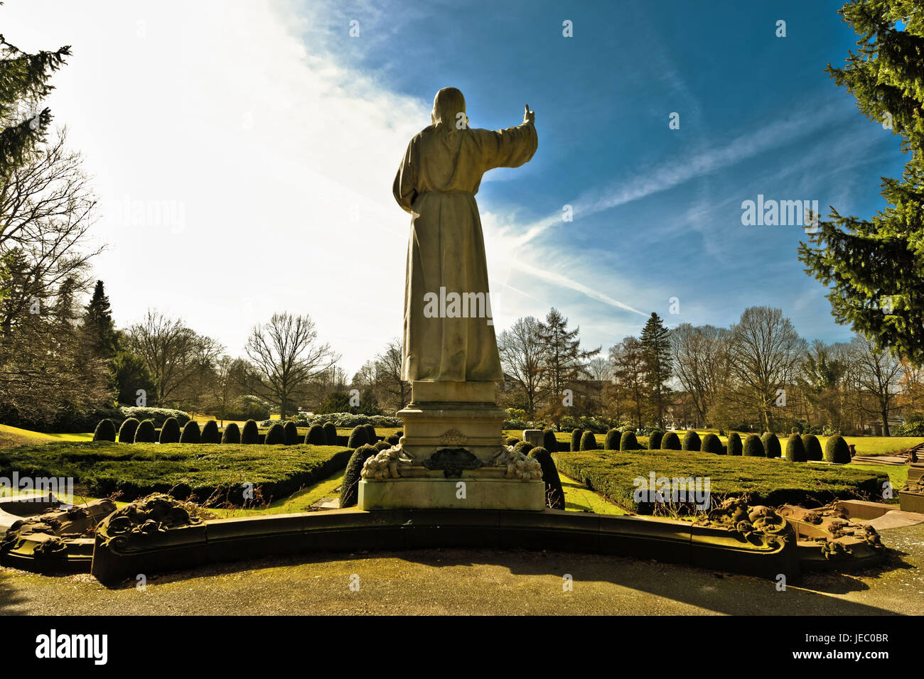 Germany, Hamburg, village Ohls, park cemetery, Christus-Statue, back ...