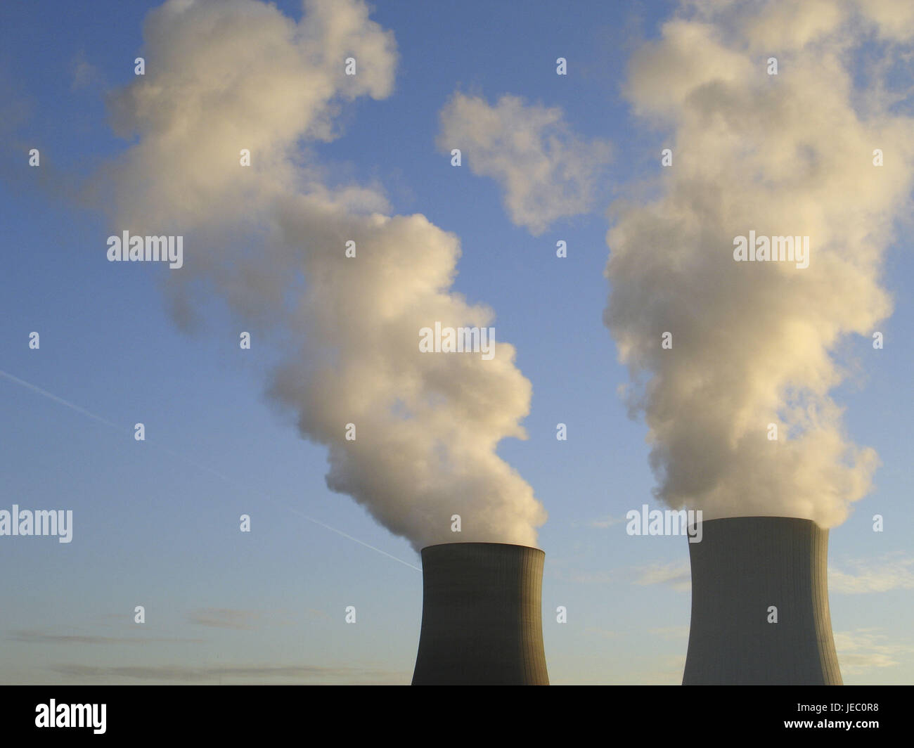 Cooling towers, nuclear power plant Stock Photo - Alamy
