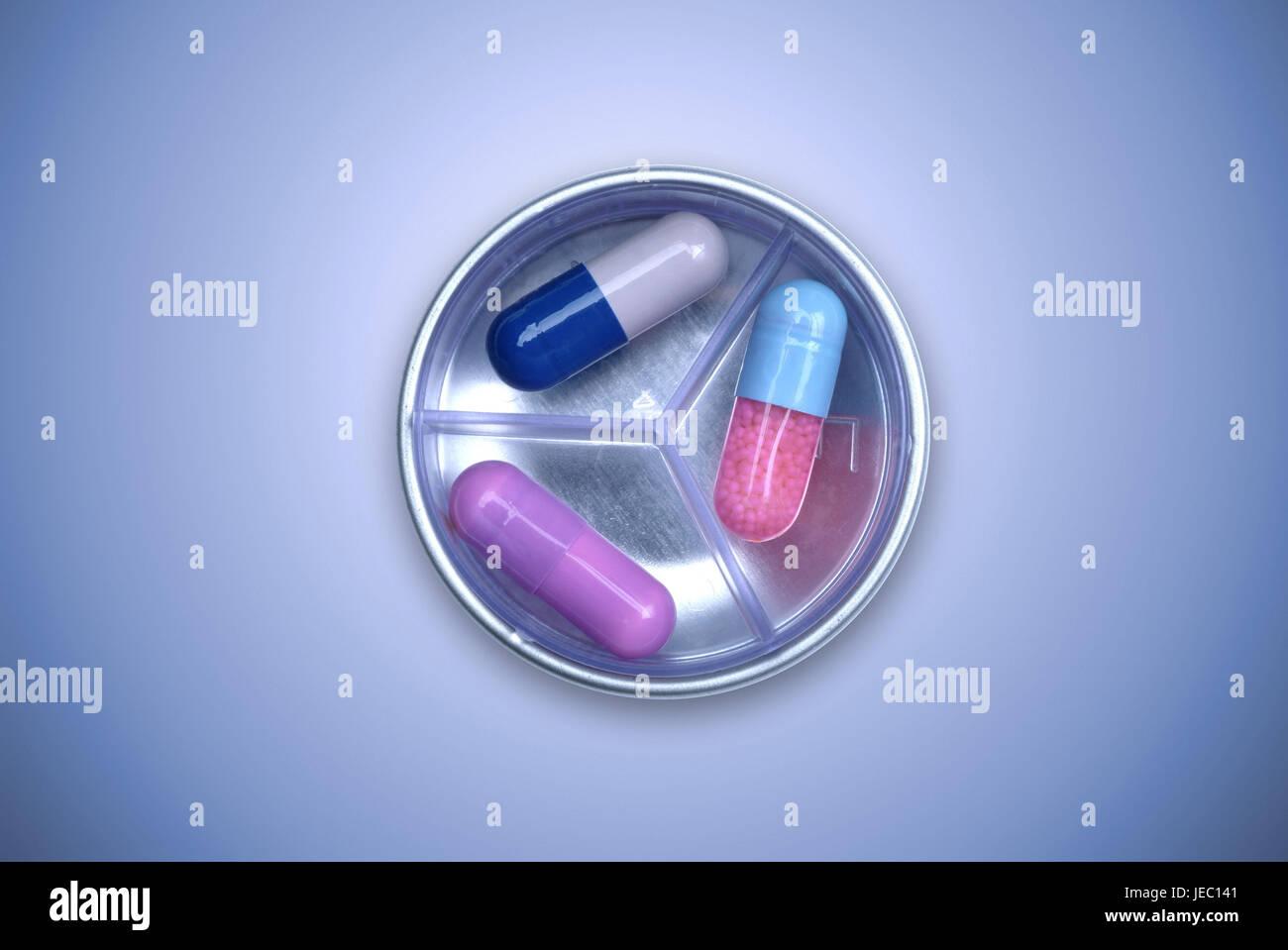 Tablets and capsules hi-res stock photography and images - Alamy