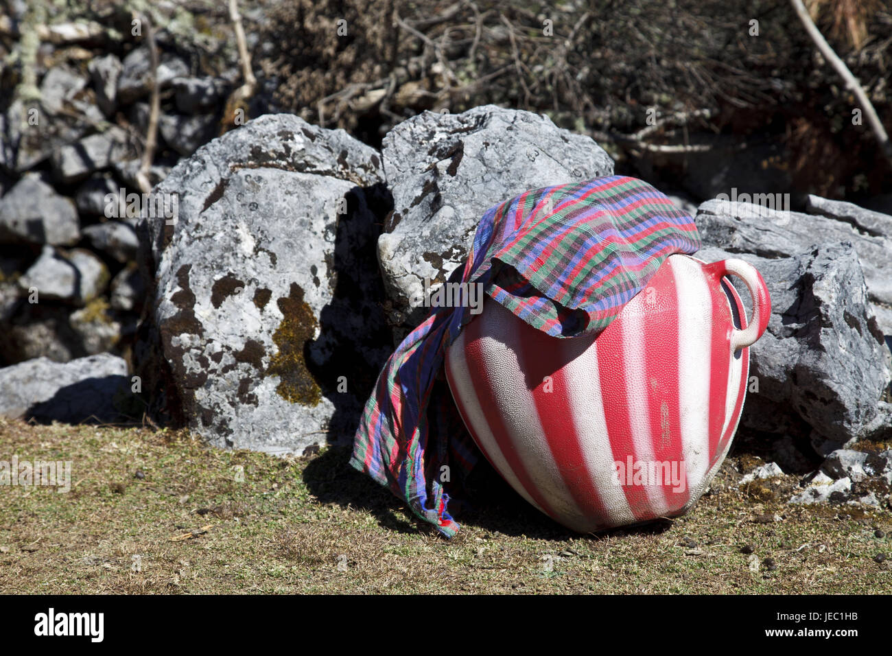 Guatemala, Cuchumatanes mountains, Maya, water jug Stock Photo - Alamy