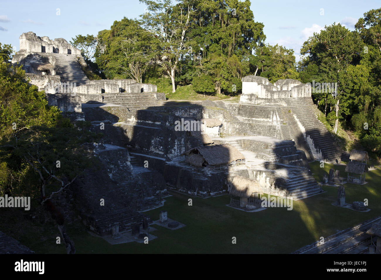 Maya plaza hi-res stock photography and images - Alamy