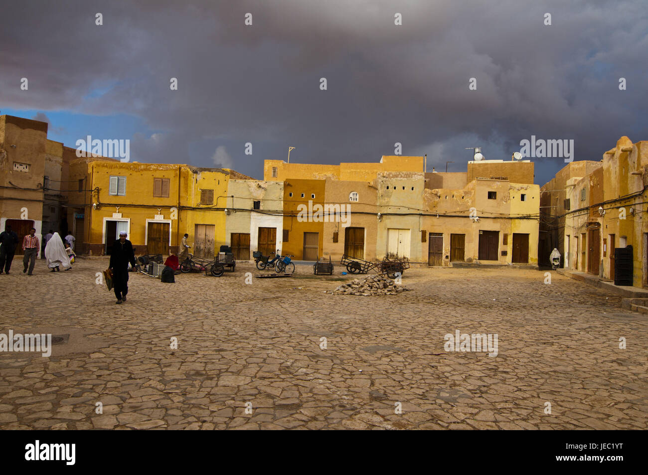 Medieval marketplace in the small village Beni Isguen in the UNESCO ...