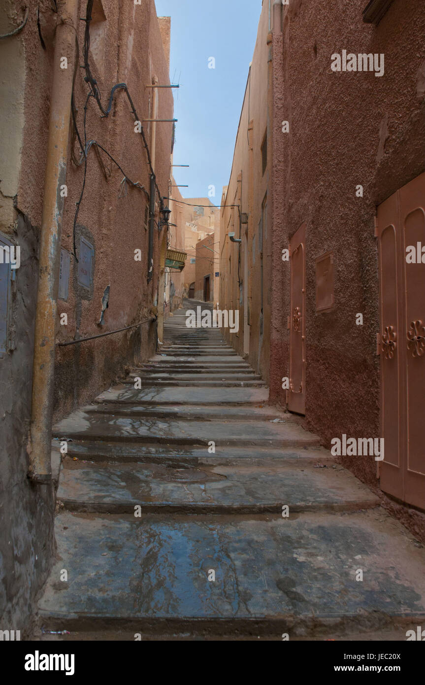 The village el Atteuf in the UNESCO world cultural heritage M'Zab ...