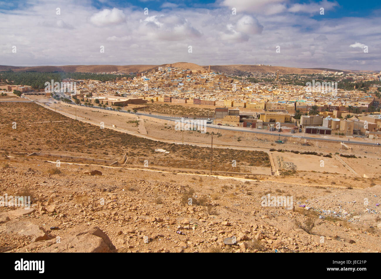 View about the villages of the UNESCO world cultural heritage M'Zab ...