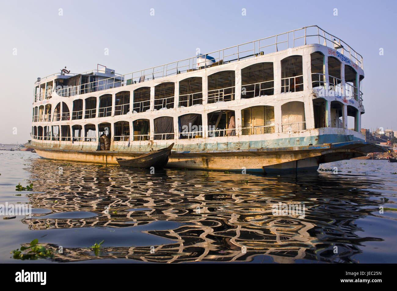 Gigantic flux ferry in the harbour of Dhaka, Bangladesh, Asia Stock ...