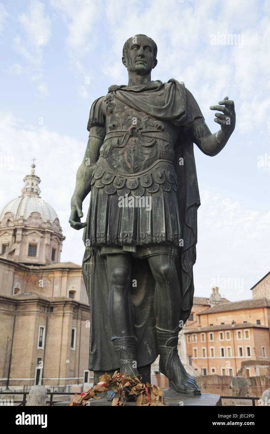 Julius Caesar Statue