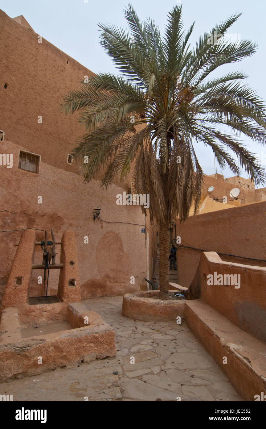 The village el Atteuf in the UNESCO world cultural heritage M'Zab ...