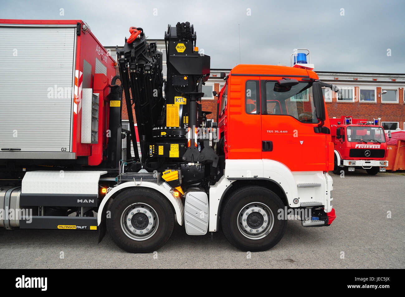 Fire brigade, vehicle, AB-Rüst, Abrollcontainer Stock Photo - Alamy