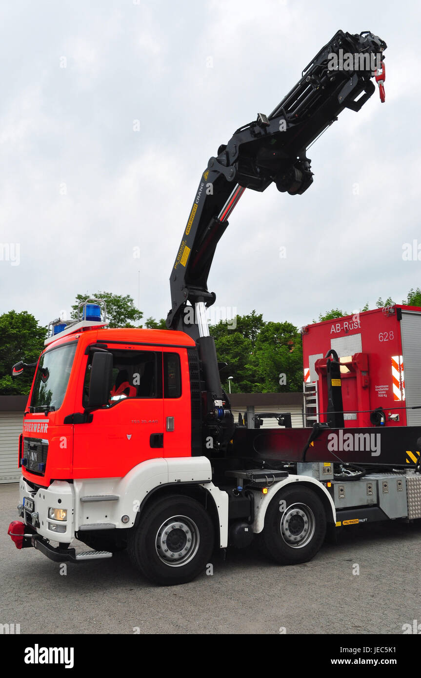 Fire brigade vehicle hi-res stock photography and images - Alamy