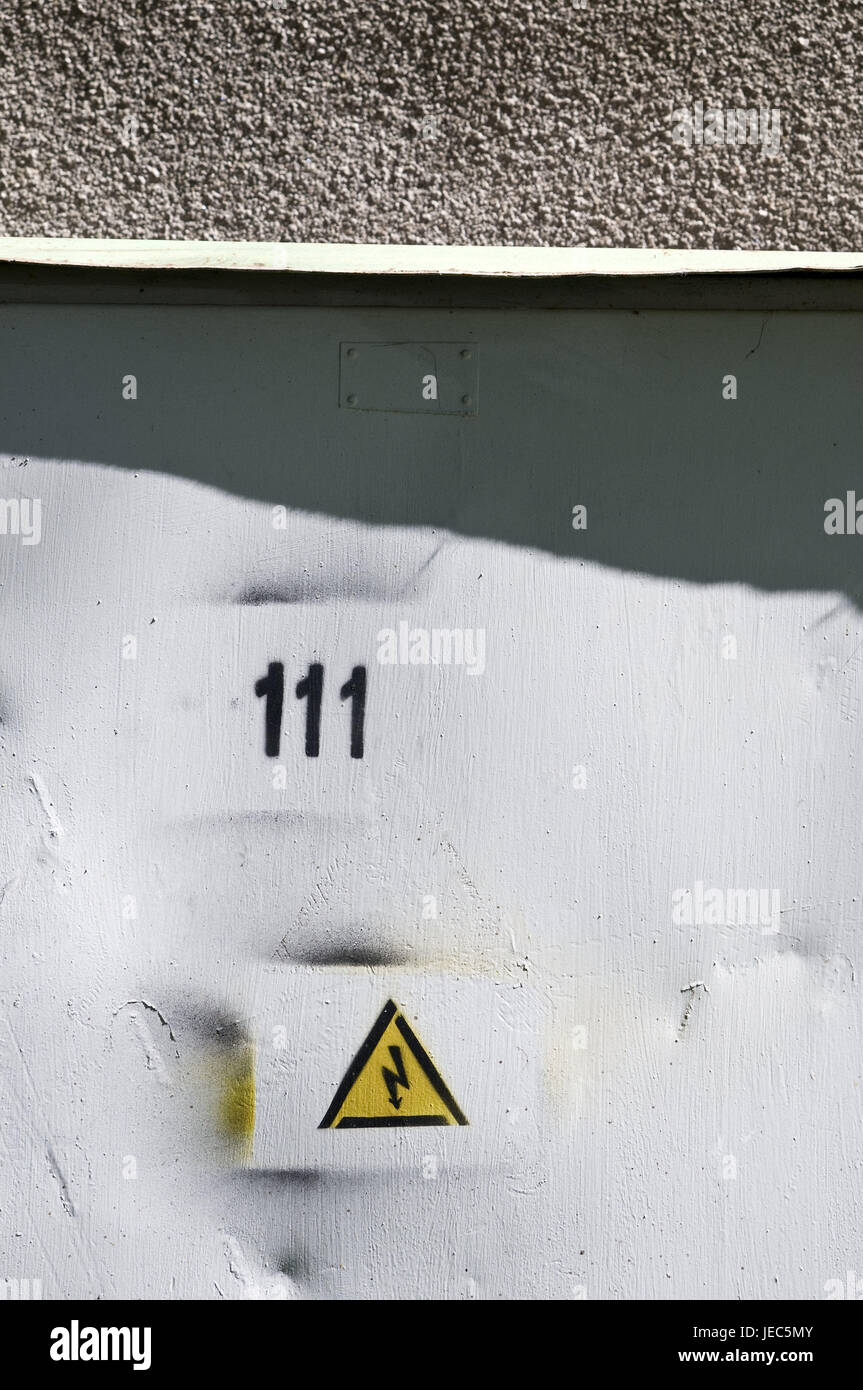 House danger sign hi-res stock photography and images - Alamy