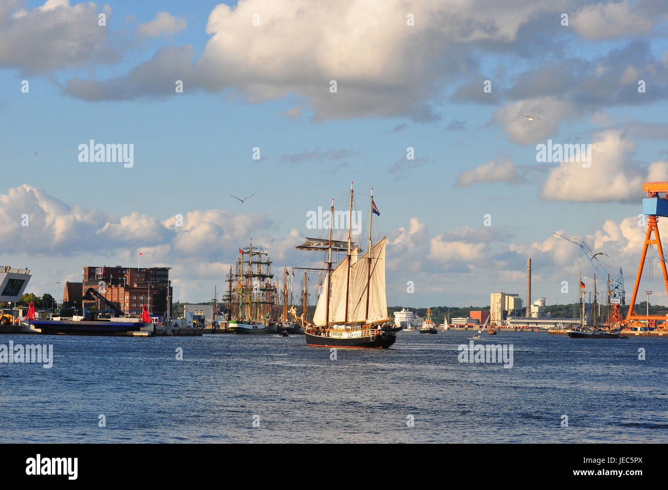 Germany, Schleswig - Holstein, Kiel, town harbour, interior harbour ...