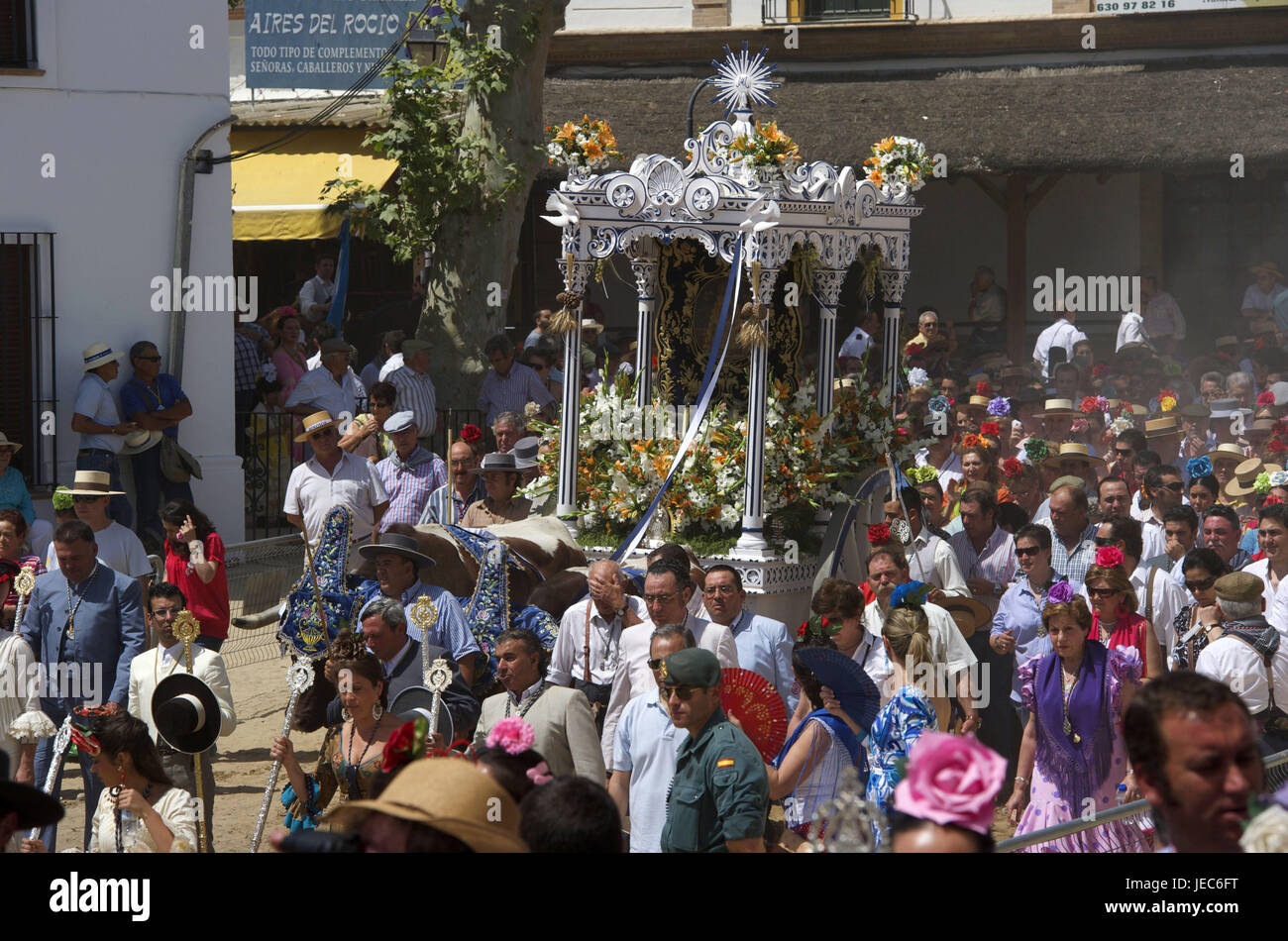 Spain, Andalusia, el Rocio, Romeria, procession, pilgrim's train with ...