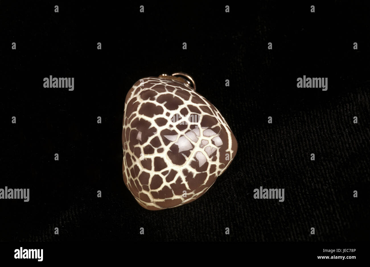 Black agate hi-res stock photography and images - Alamy
