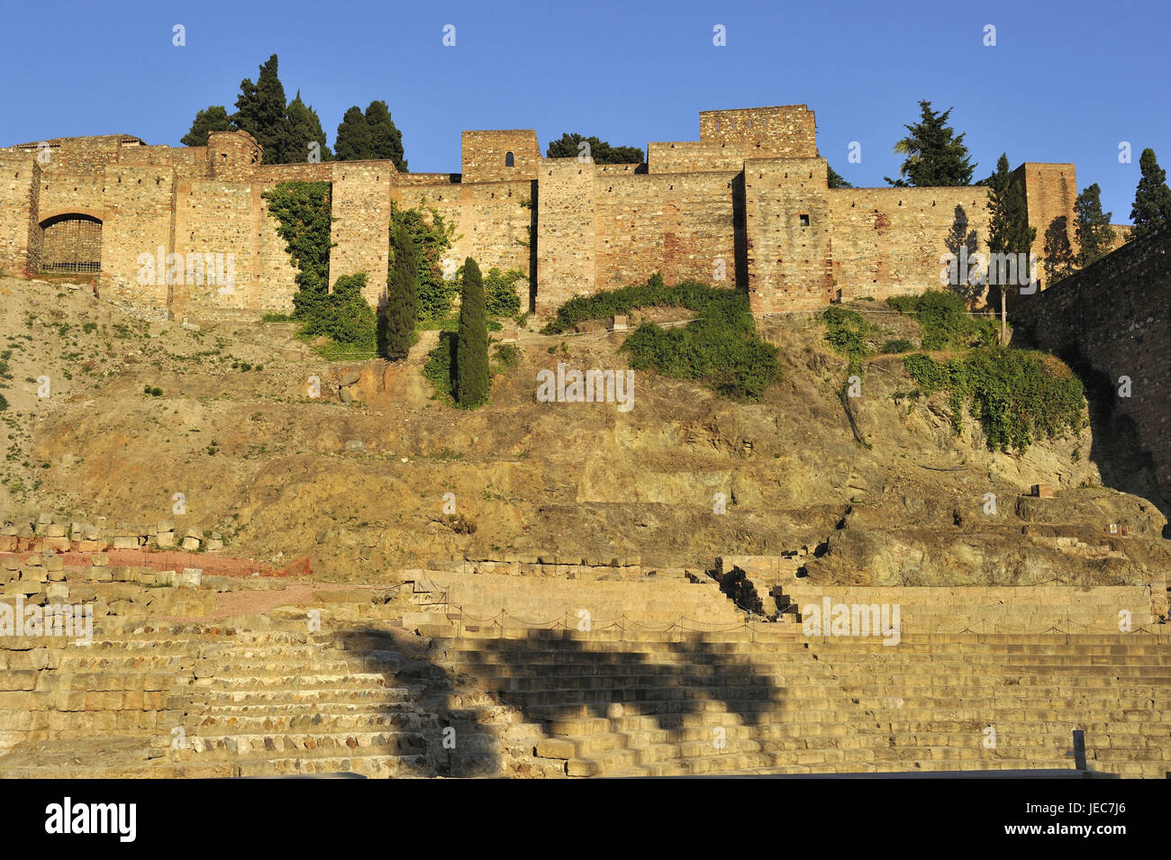 Roman castles hi-res stock photography and images - Alamy