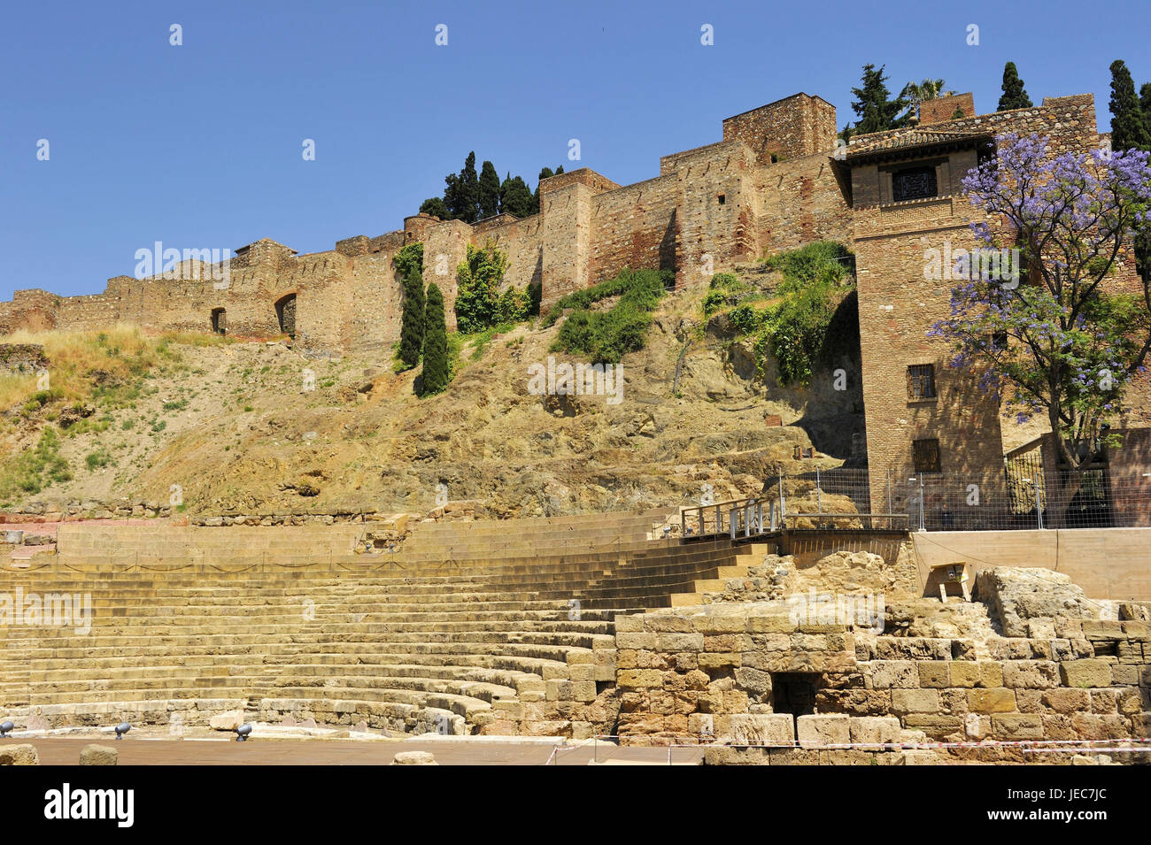 Roman fortress wall hi-res stock photography and images - Alamy