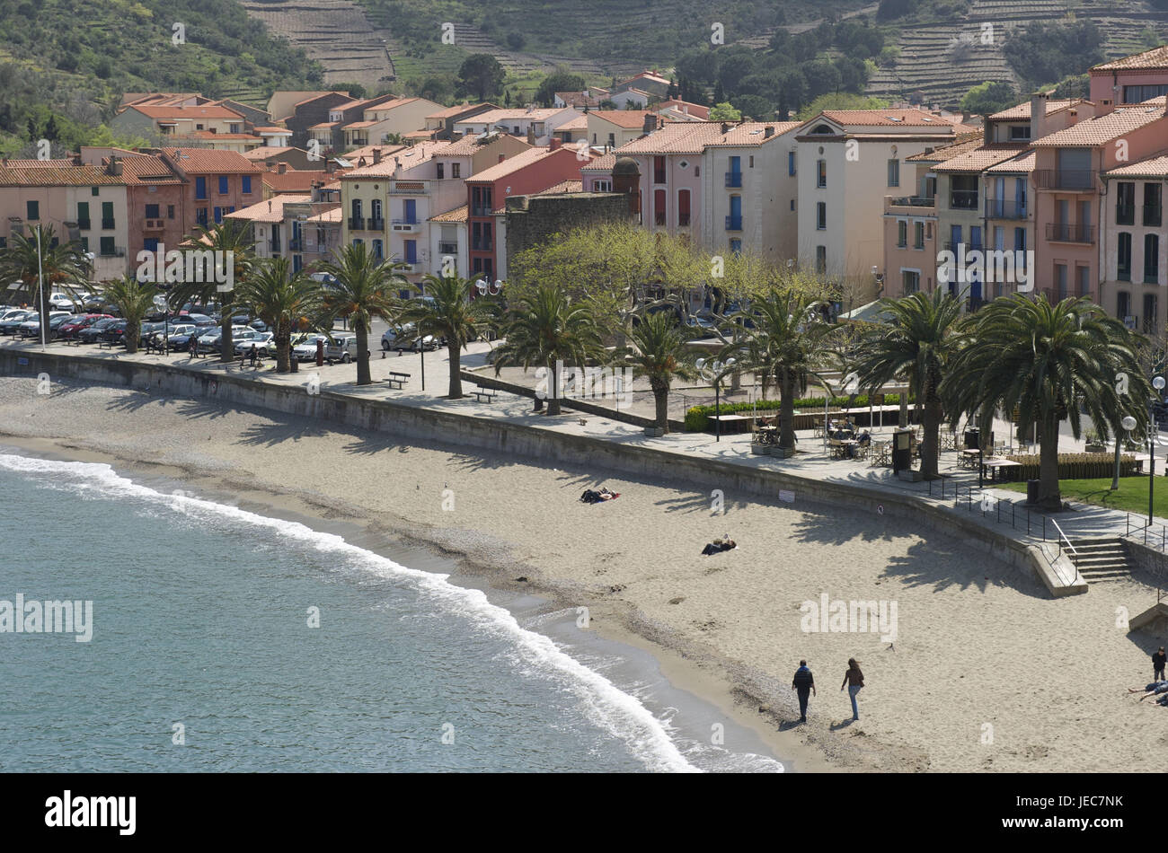 Collioure beach hi-res stock photography and images - Alamy