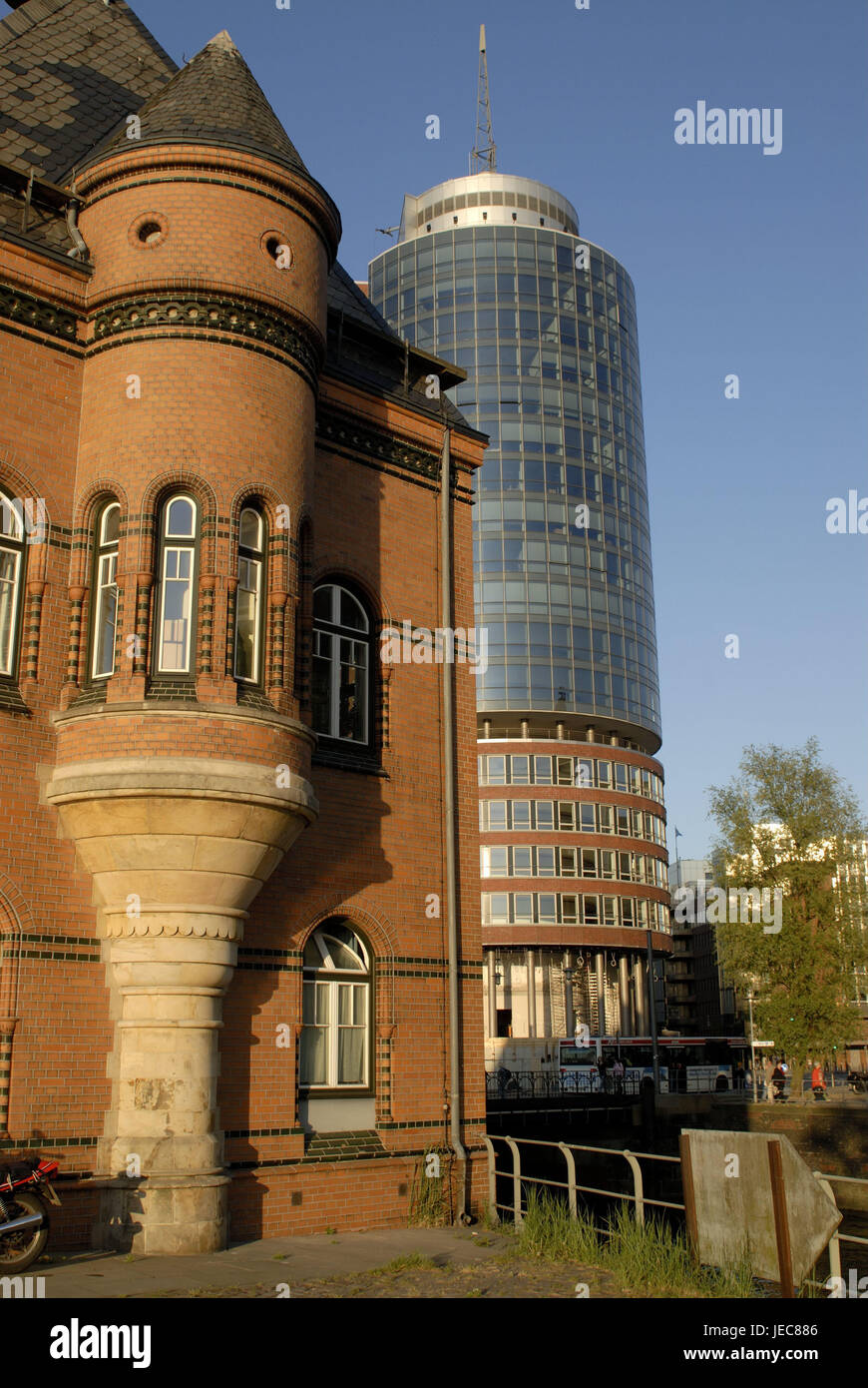 Germany, Hamburg, Kehrwiederspitze, high-rise office block, brick ...