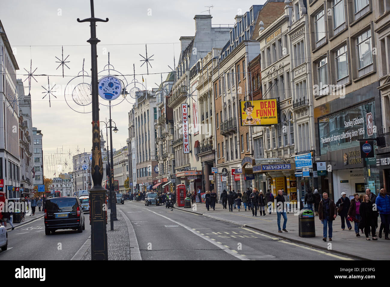 London culture hi-res stock photography and images - Alamy