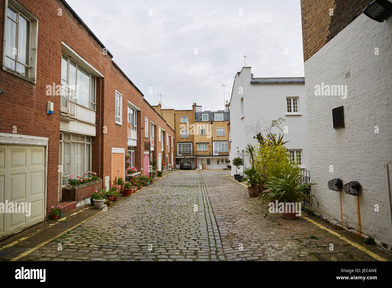 Clarendon road london hi-res stock photography and images - Alamy
