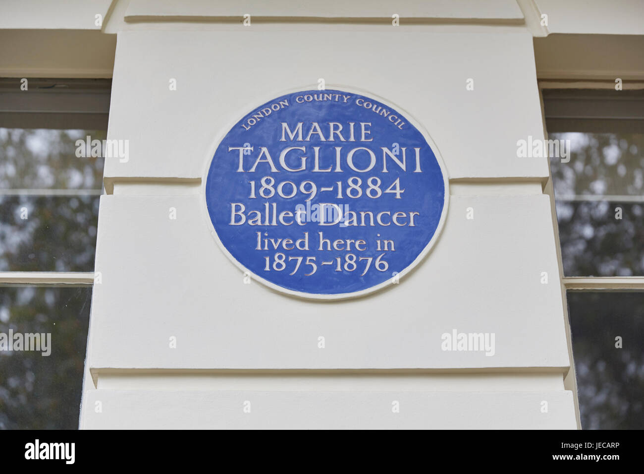 Connaught Square, London, UK Stock Photo - Alamy