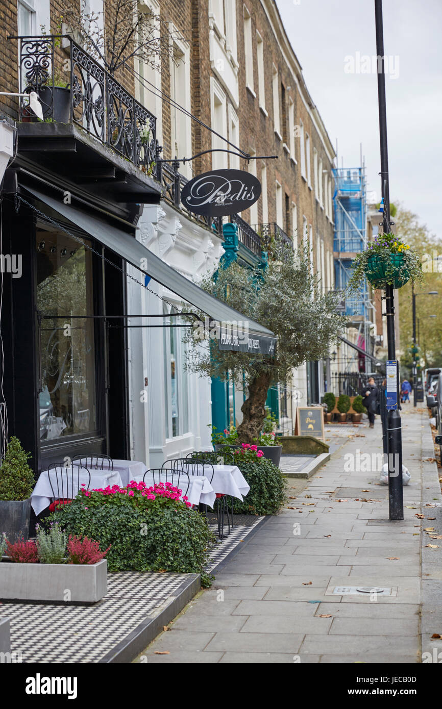 Connaught Street, London, UK Stock Photo - Alamy