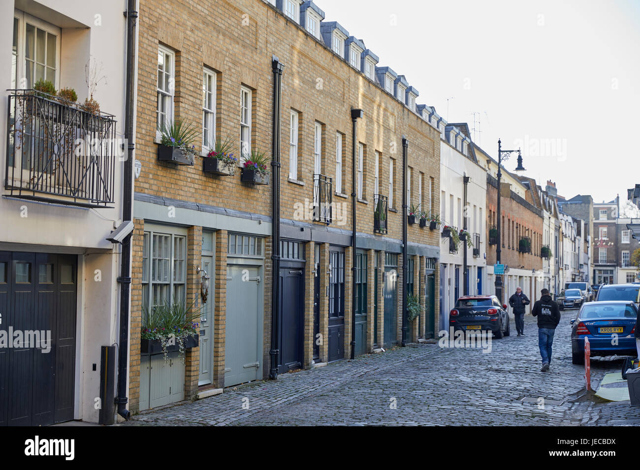Ebury mews hi-res stock photography and images - Alamy
