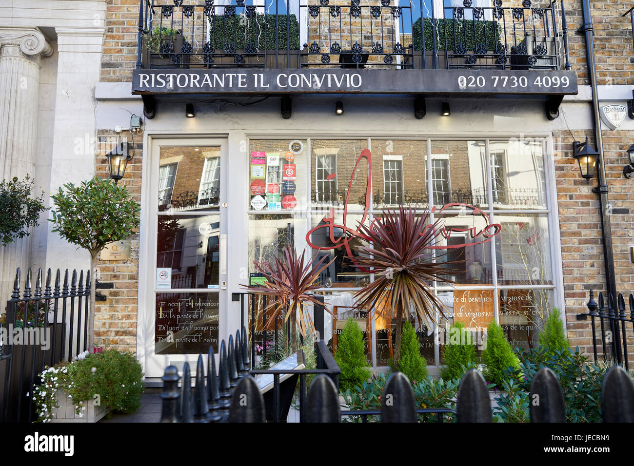 Convivio hi-res stock photography and images - Alamy