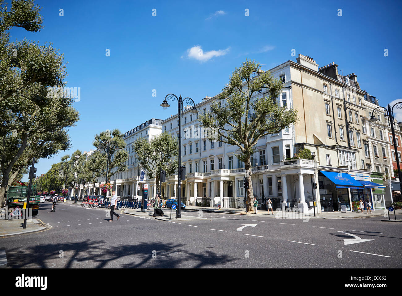 Queens Gate, London, UK Stock Photo - Alamy
