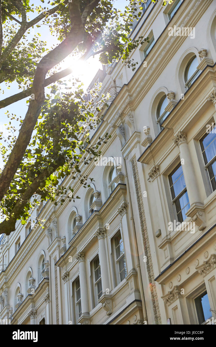 Queens Gate, London, UK Stock Photo - Alamy