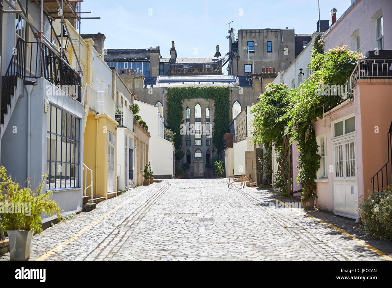 Queensbury hi-res stock photography and images - Alamy