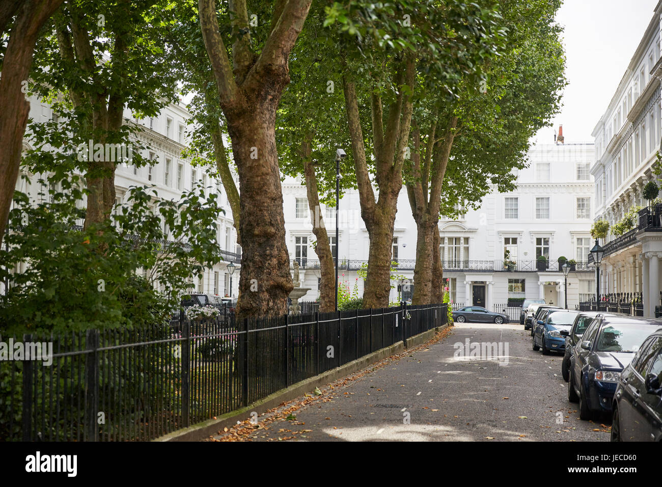 Wellington Square, London, UK Stock Photo - Alamy