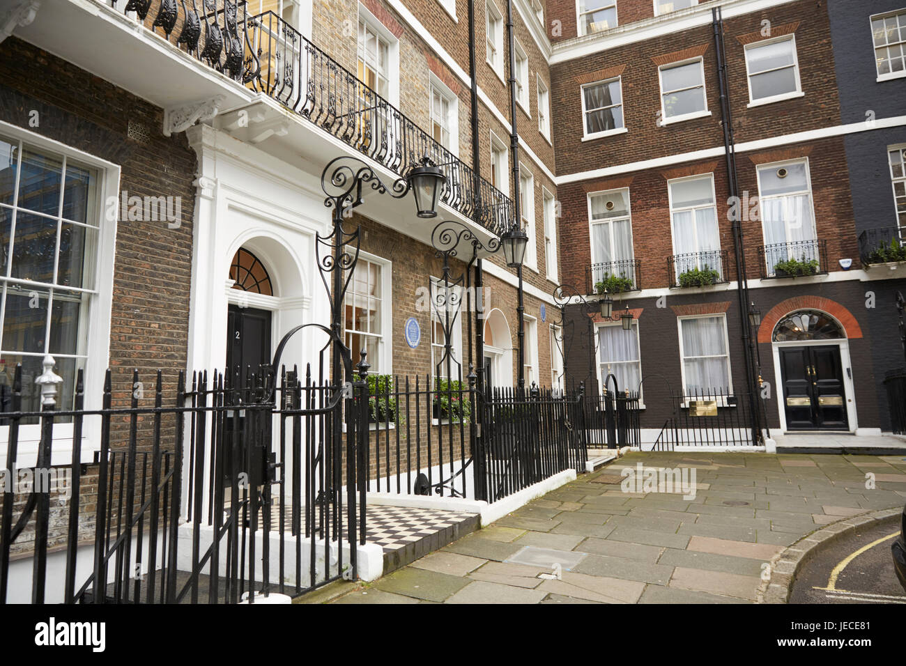 Manchester Square & The Wallace Collection, London, UK Stock Photo - Alamy
