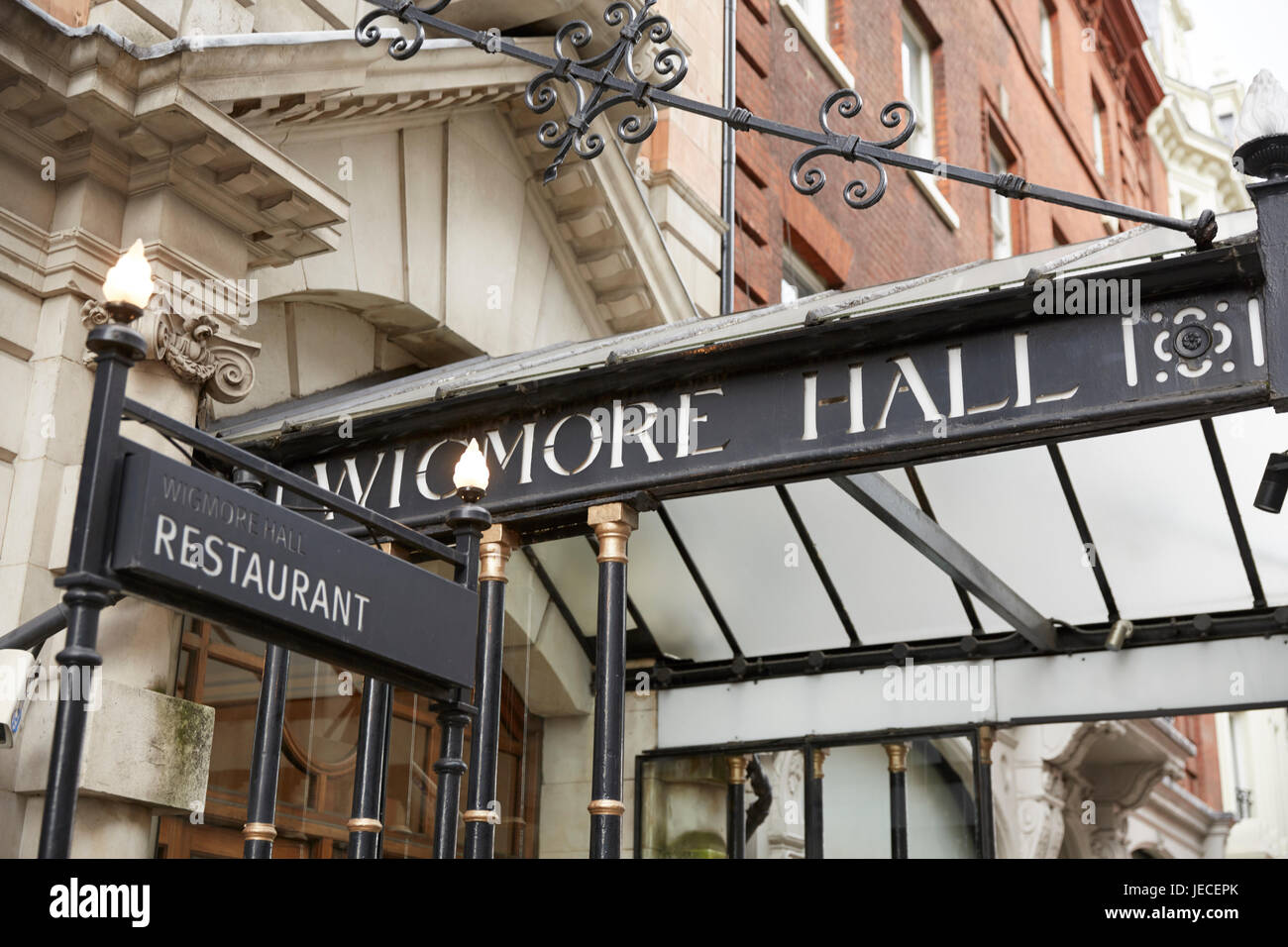 Wigmore hall building london hi-res stock photography and images - Alamy