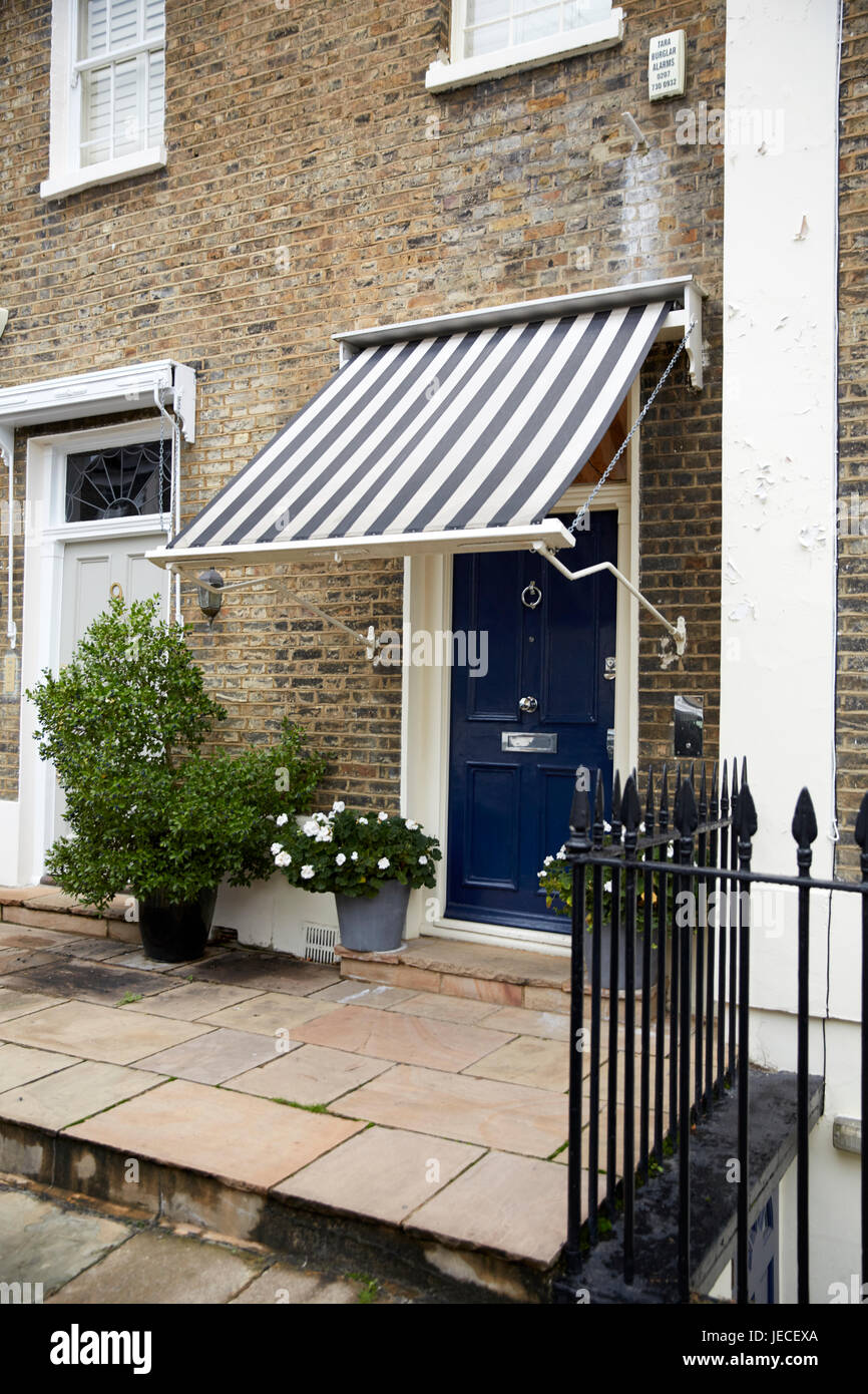 Bloomfield Terrace, London, UK Stock Photo - Alamy